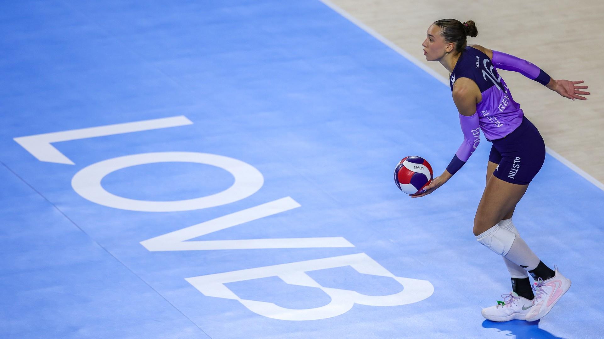 WHO PLAYS FOR LEAGUE ONE VOLLEYBALL? - EmpowHER Sports LOVB